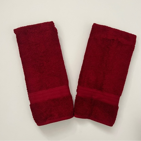The Big One | Bath | Nwot Set Of 0cotton Hand Towels | Poshmark